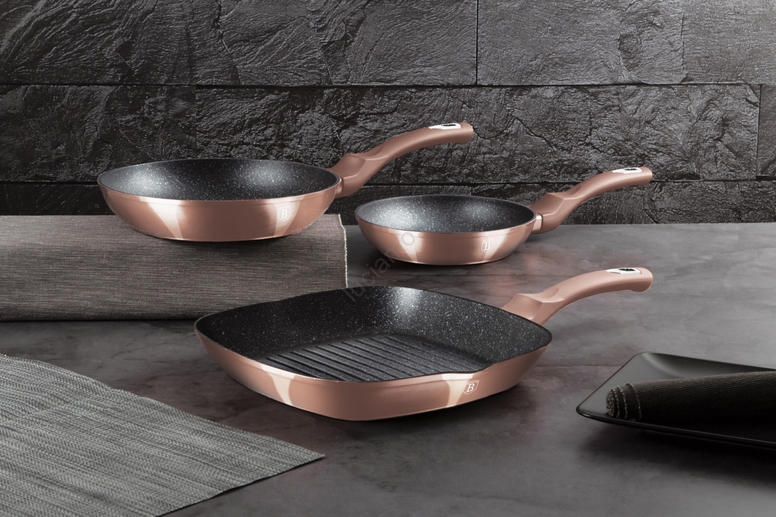 BerlingerHaus - Set di pentole con piano in marmo 3 pz oro rosa | Luciamo