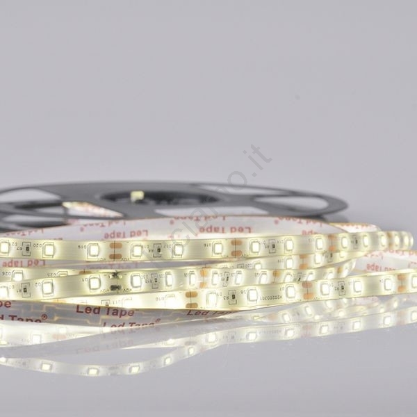 Striscia LED da esterno 5m LED/10W/12V IP65 4500K | Luciamo
